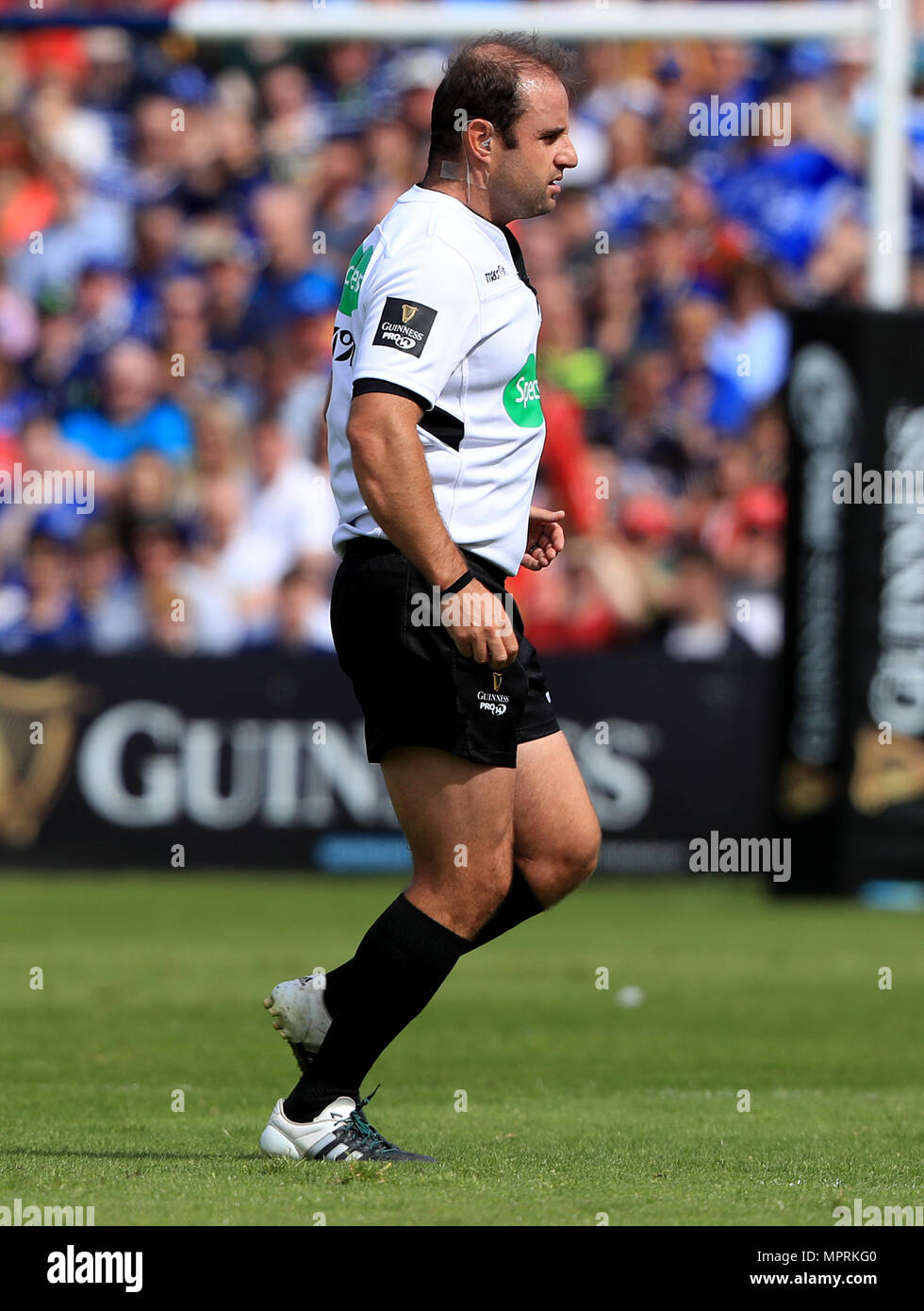 Referee stuart berry hi-res stock photography and images - Alamy