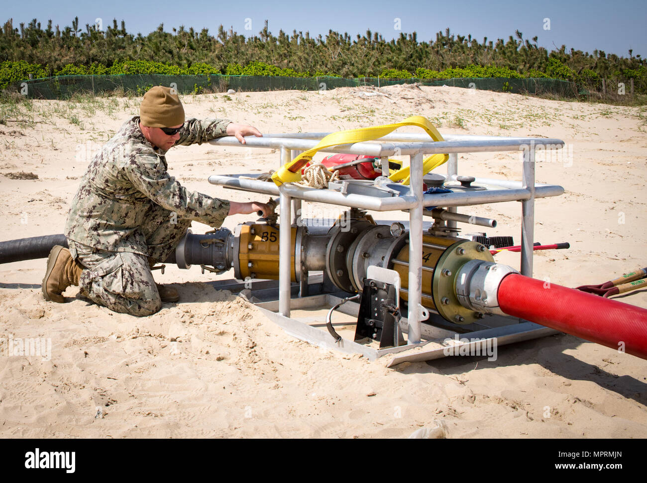 Amphibious Bulk Liquid Transfer System High Resolution Stock ...