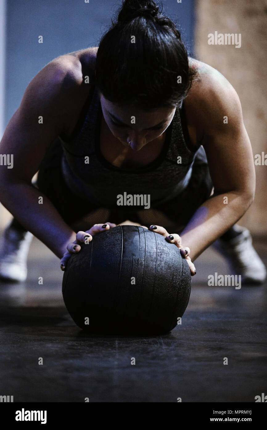 Active woman doing pushups from hi-res stock photography and images - Alamy