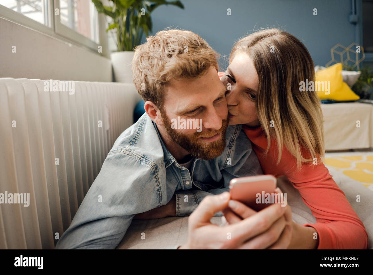 Happy kisses hi-res stock photography and images - Alamy