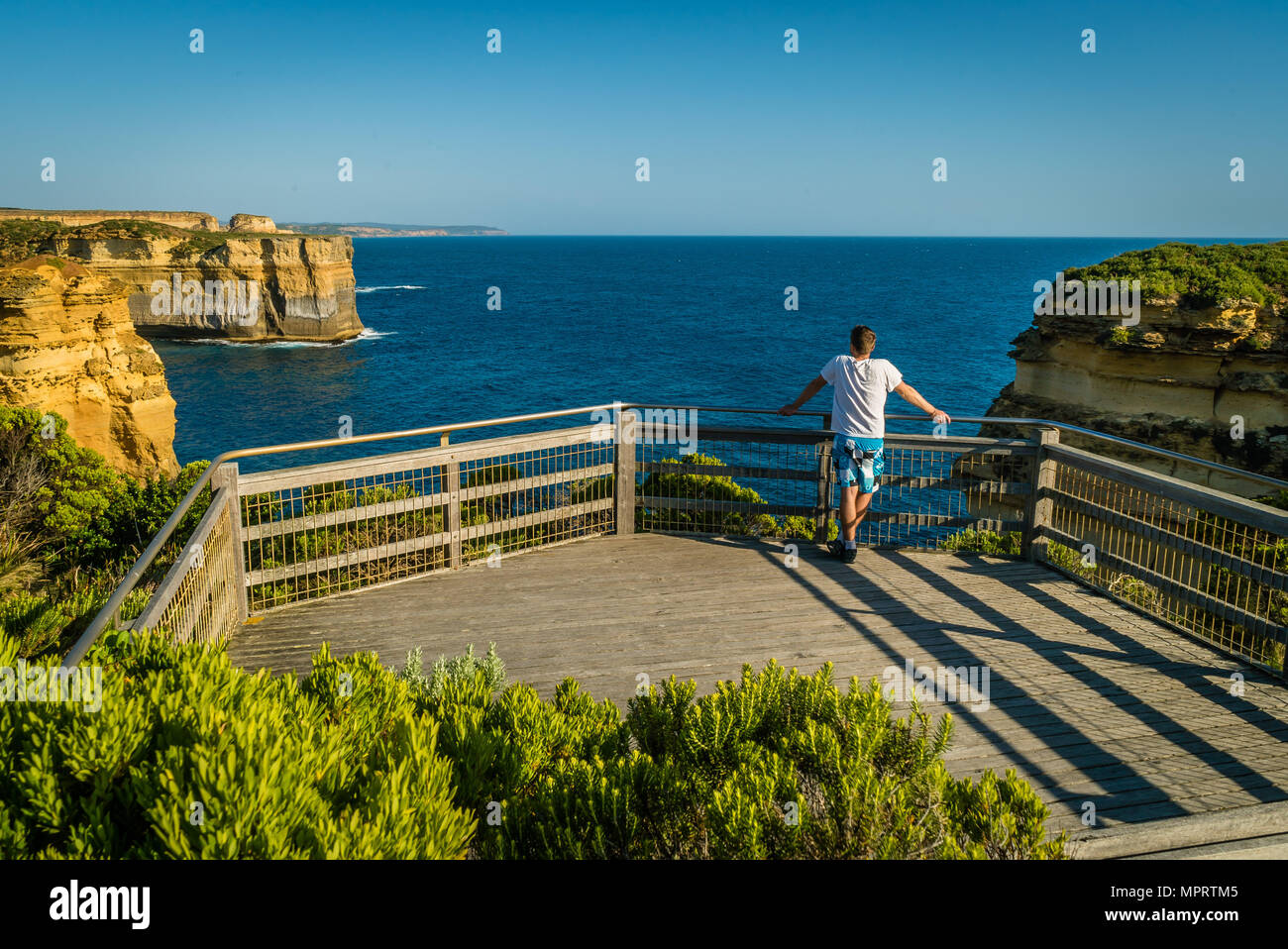 Lookout to the ocean hi-res stock photography and images - Alamy