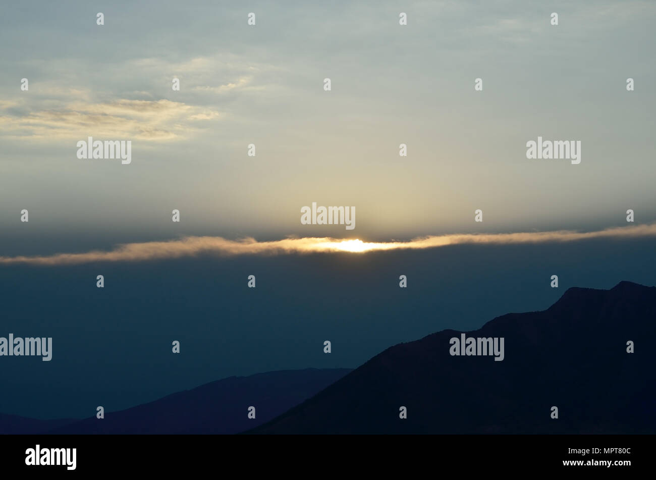 Sun rays striking through hi-res stock photography and images - Alamy