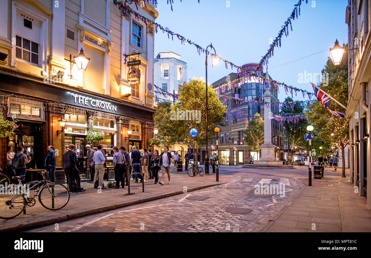 Seven dials hi-res stock photography and images - Alamy