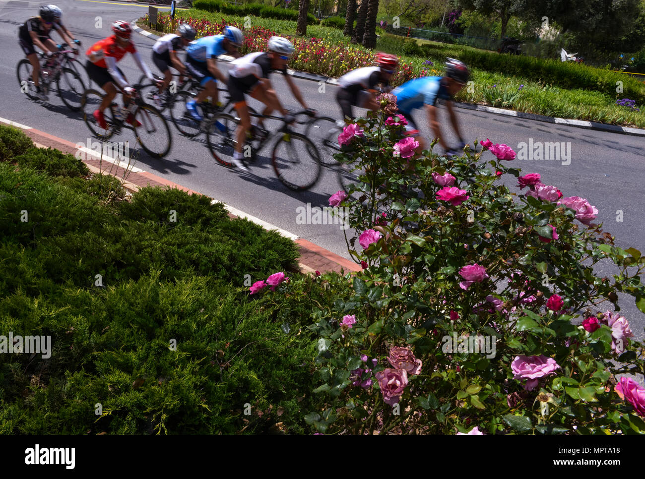 Rider pass hi-res stock photography and images - Alamy
