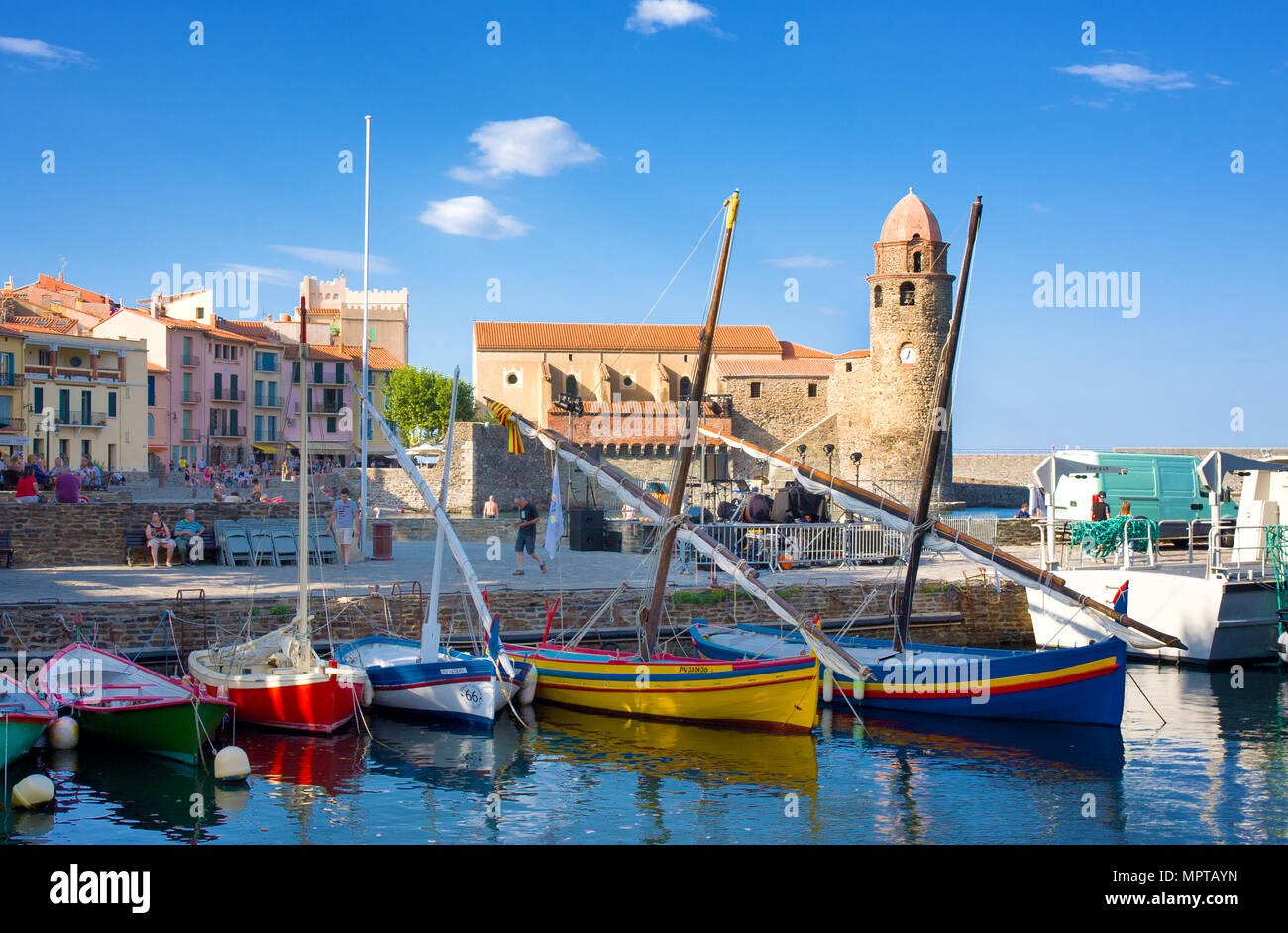 Collioure harbor hi-res stock photography and images - Alamy