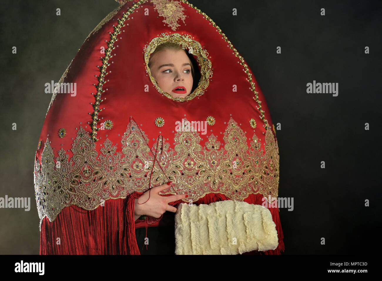 Matrjosjka hi-res stock photography and images - Alamy