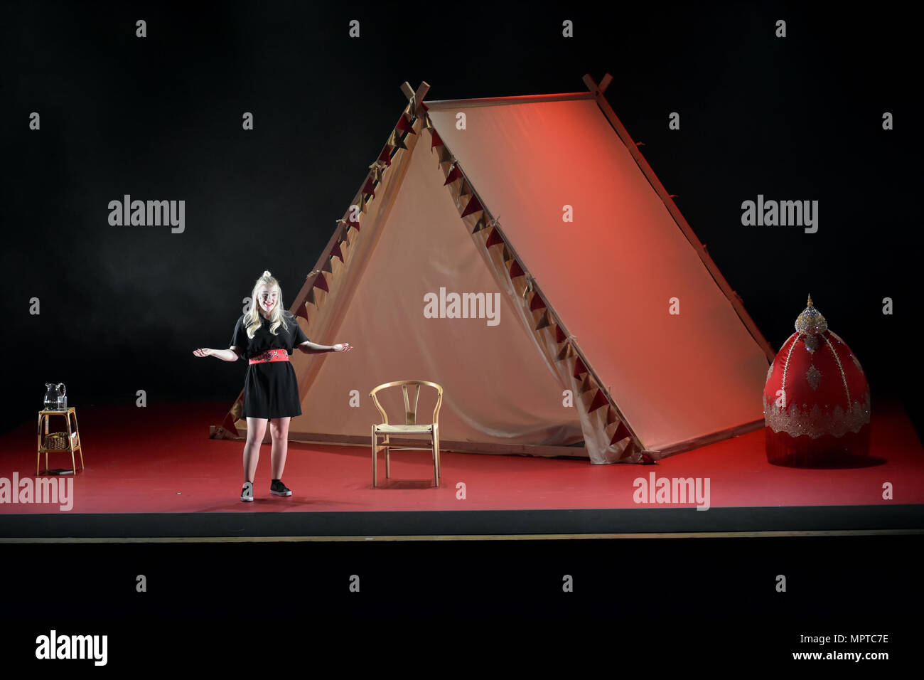 Kristina Petrushina a.k.a. Keyyo on her tour "The Russian is coming ...