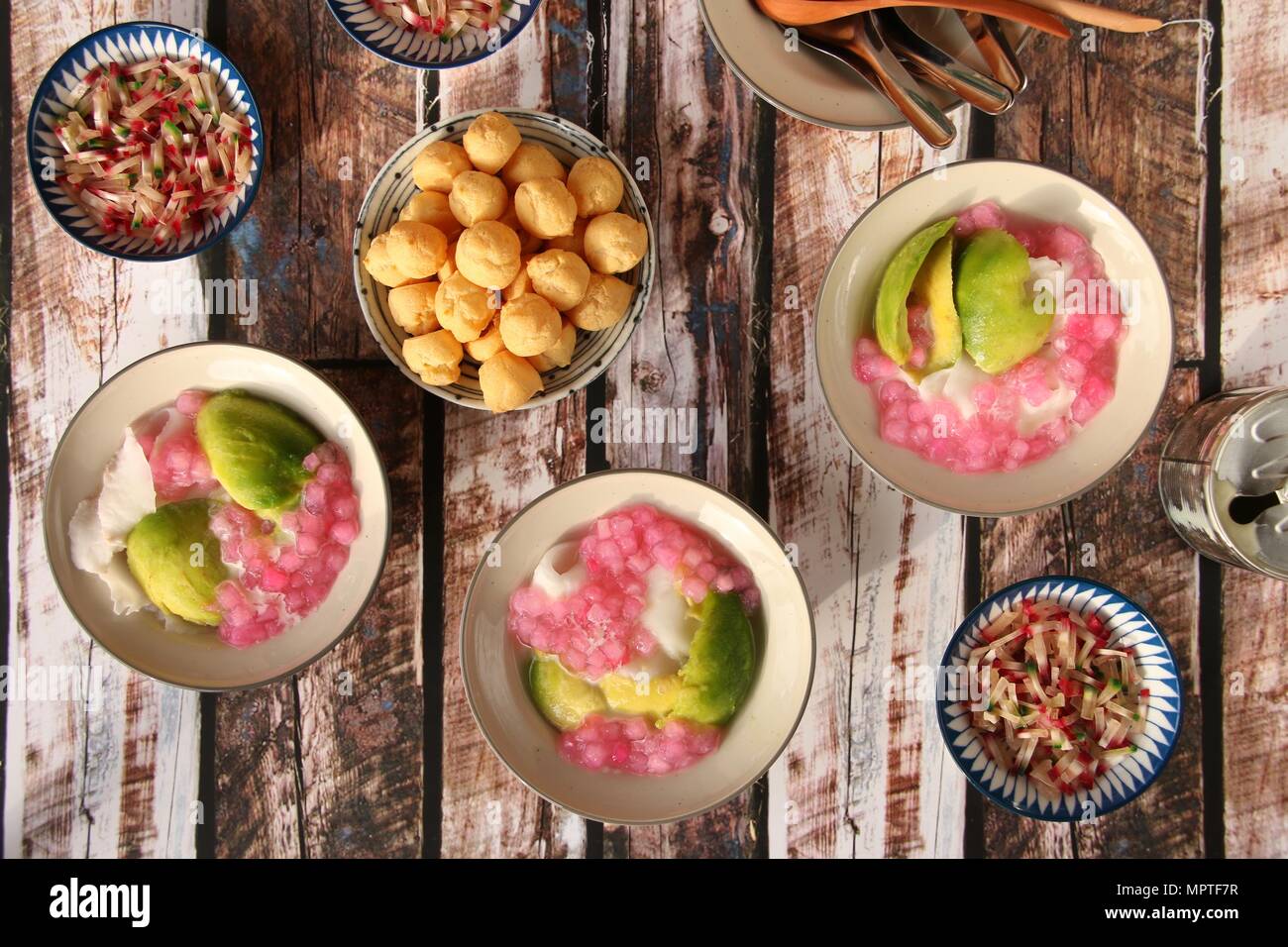 Es sekoteng bogor hi-res stock photography and images - Alamy