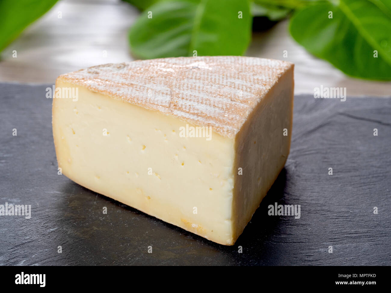 Morbier cheese hi-res stock photography and images - Alamy