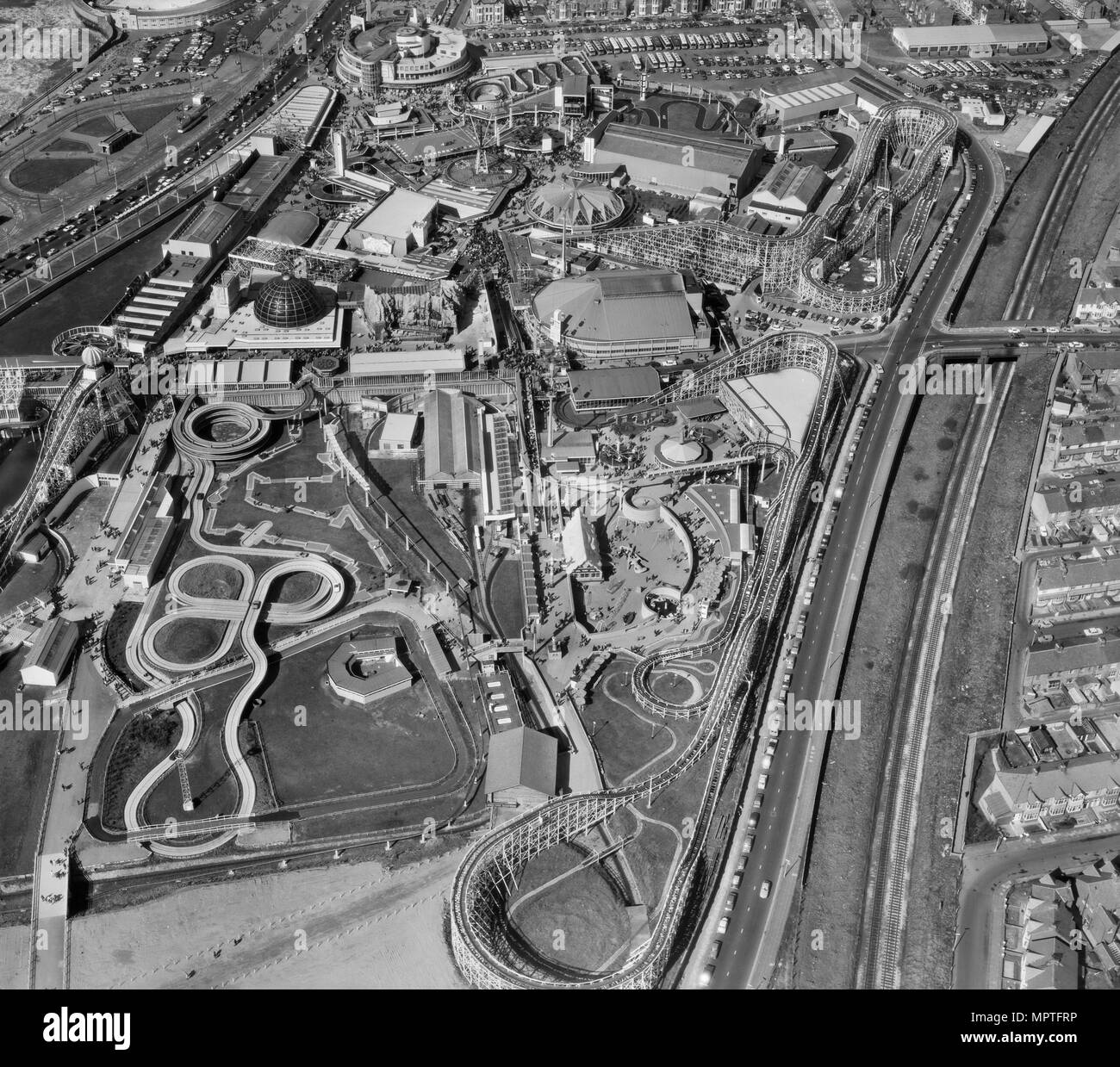 Aerial view blackpool pleasure hi-res stock photography and images - Alamy