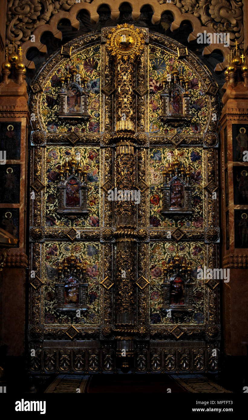 Iconostasis gold hi-res stock photography and images - Alamy