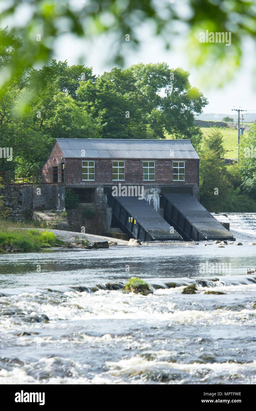 Linton Falls Hydroelectric Power Station, Yorkshire Dales National Park ...