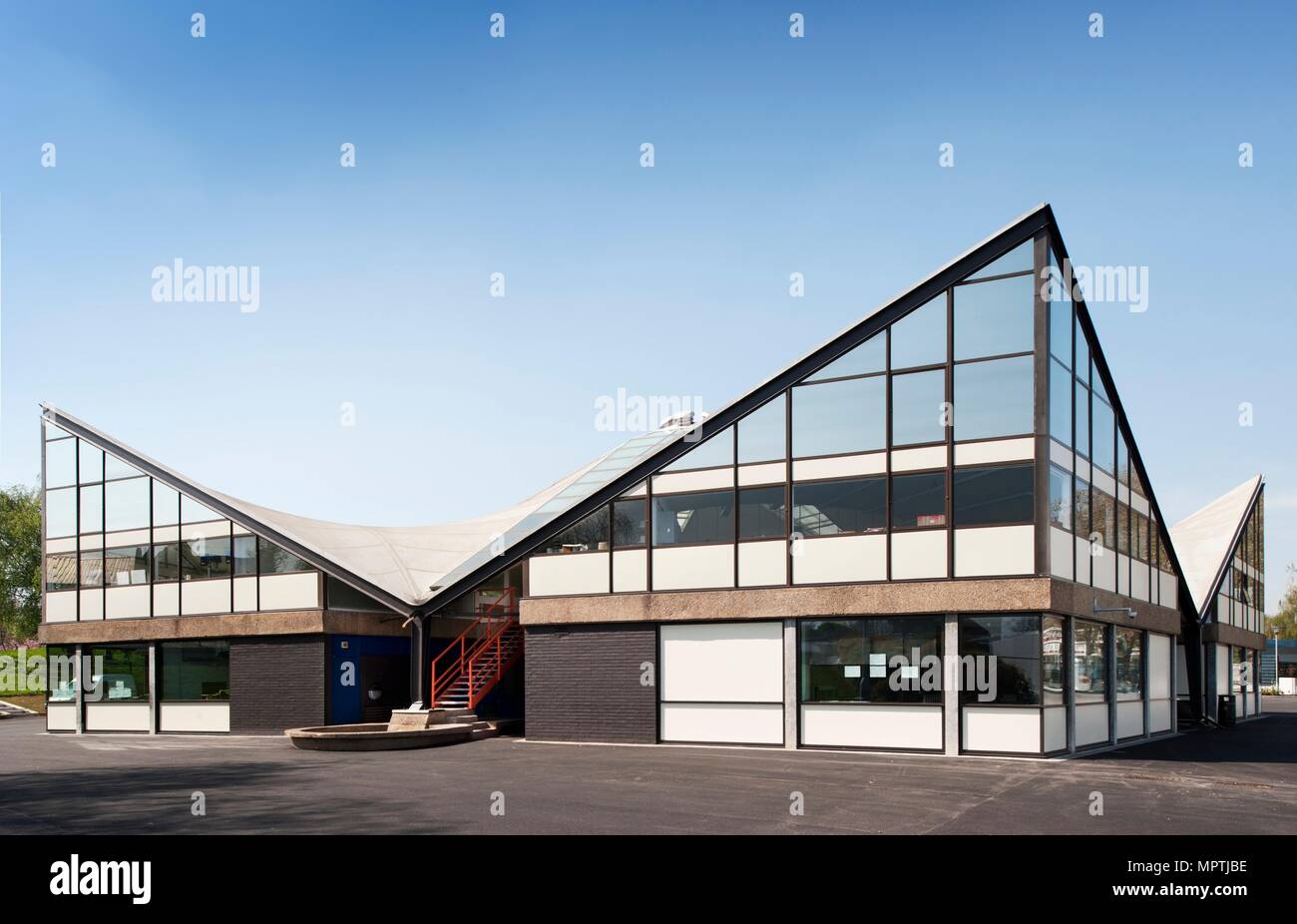 Geoffrey Chaucer School, Theobald Street, Southwark, London, 2011 ...