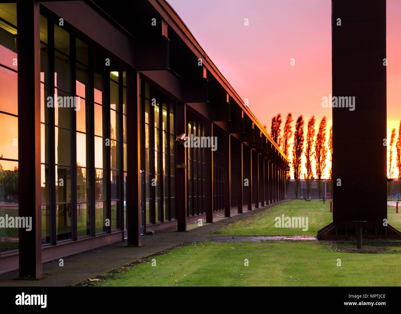 Cummins engine hi-res stock photography and images - Alamy