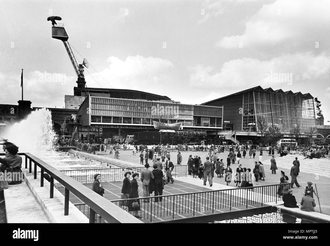 Transport Pavilion from the Fairway, Festival of Britain, South Bank ...