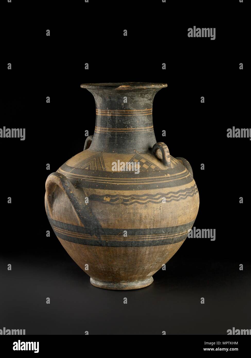 Cypro geometric period hi-res stock photography and images - Alamy