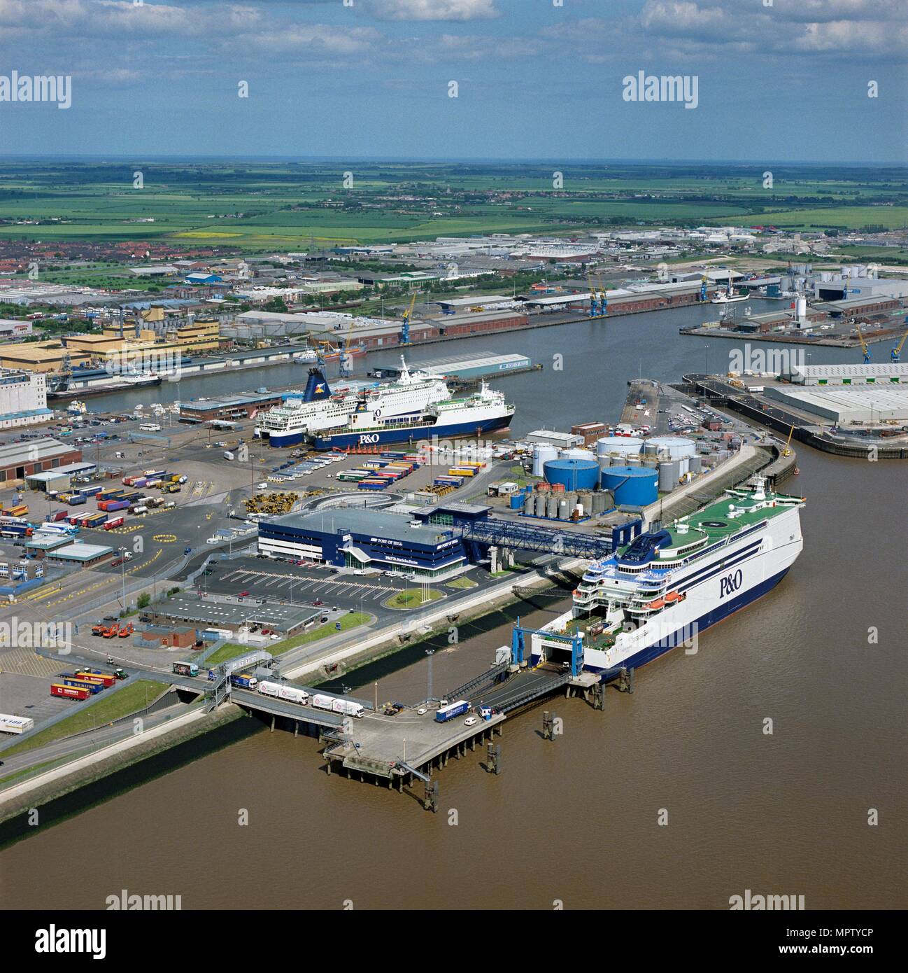 Kingston upon hull aerial hi-res stock photography and images - Alamy