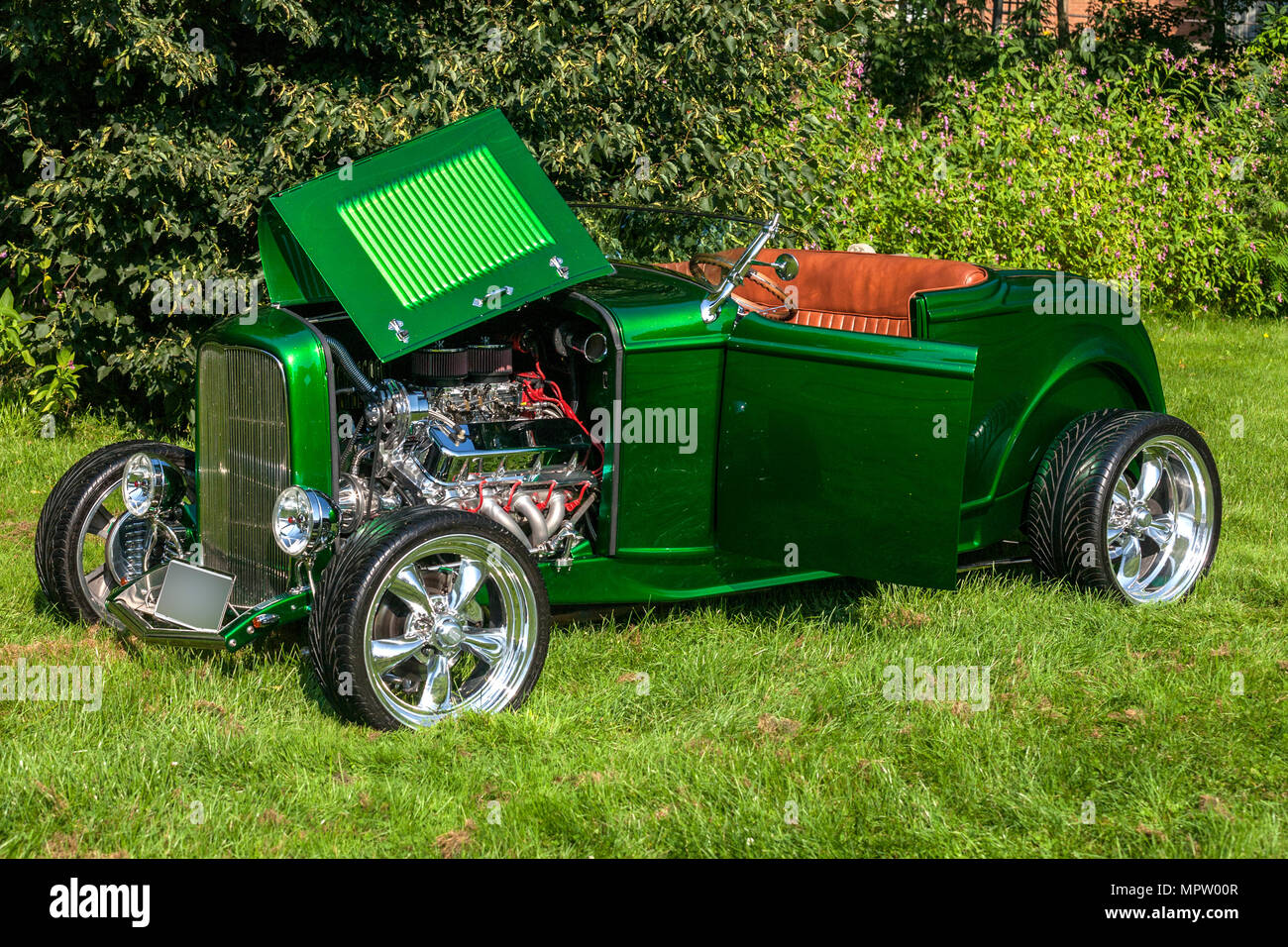1932 Ford Hi Boy Roadster Stock Photo - Alamy