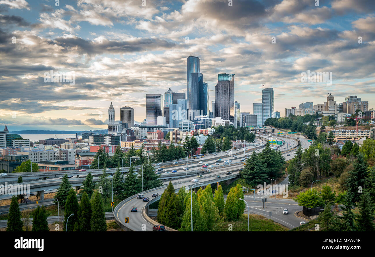 Seattle landscape hi-res stock photography and images - Alamy