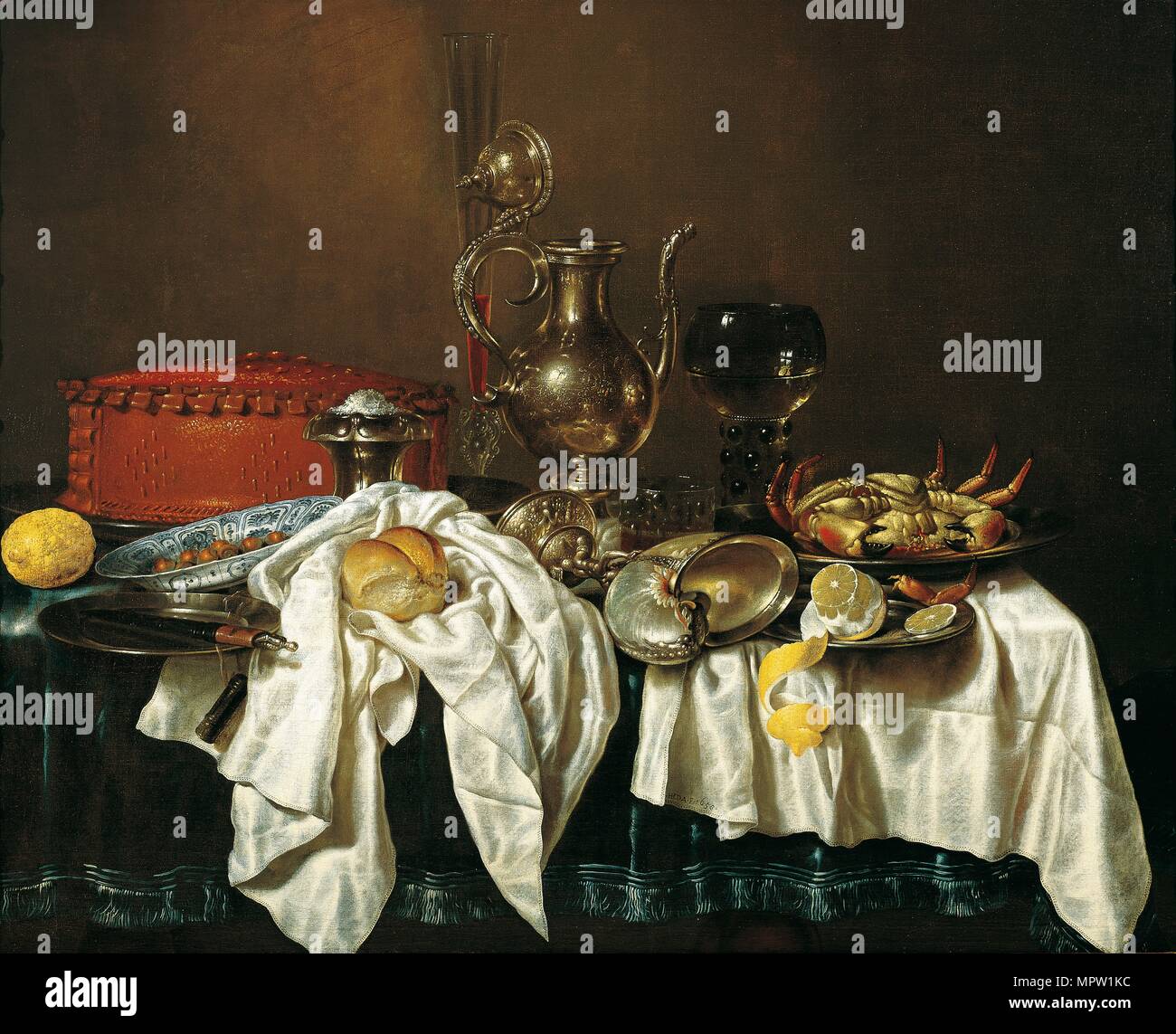 Chinese porcelain plate hi-res stock photography and images - Alamy