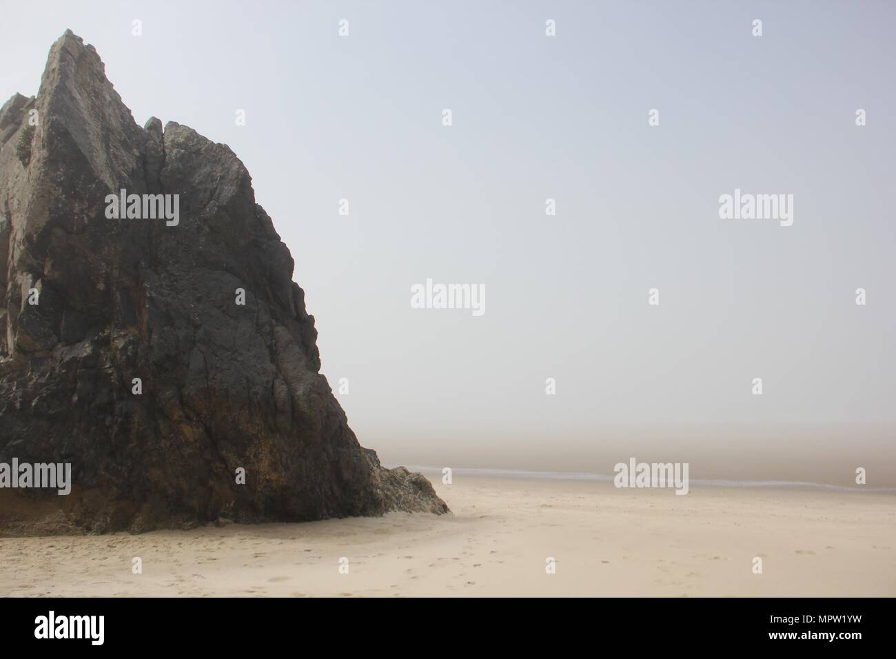 Arch rock oregon coast hi-res stock photography and images - Alamy