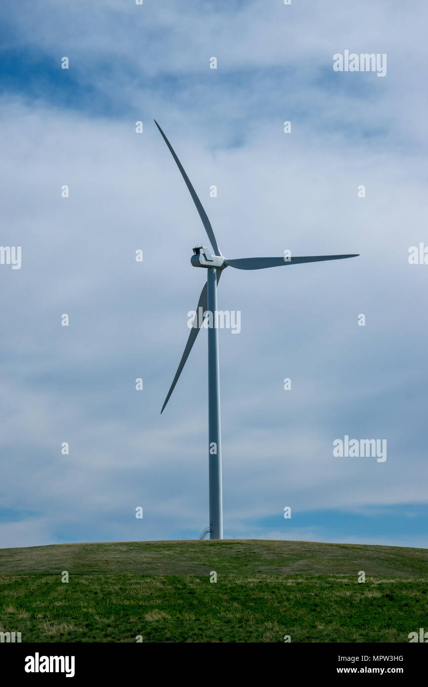 Single Wind Turbine, part of the Blackspring Ridge Wind Project by EDF ...