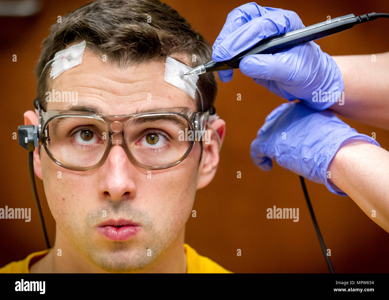 Anda Popescu, a physicist with the Magnetoencephalography (MEG ...