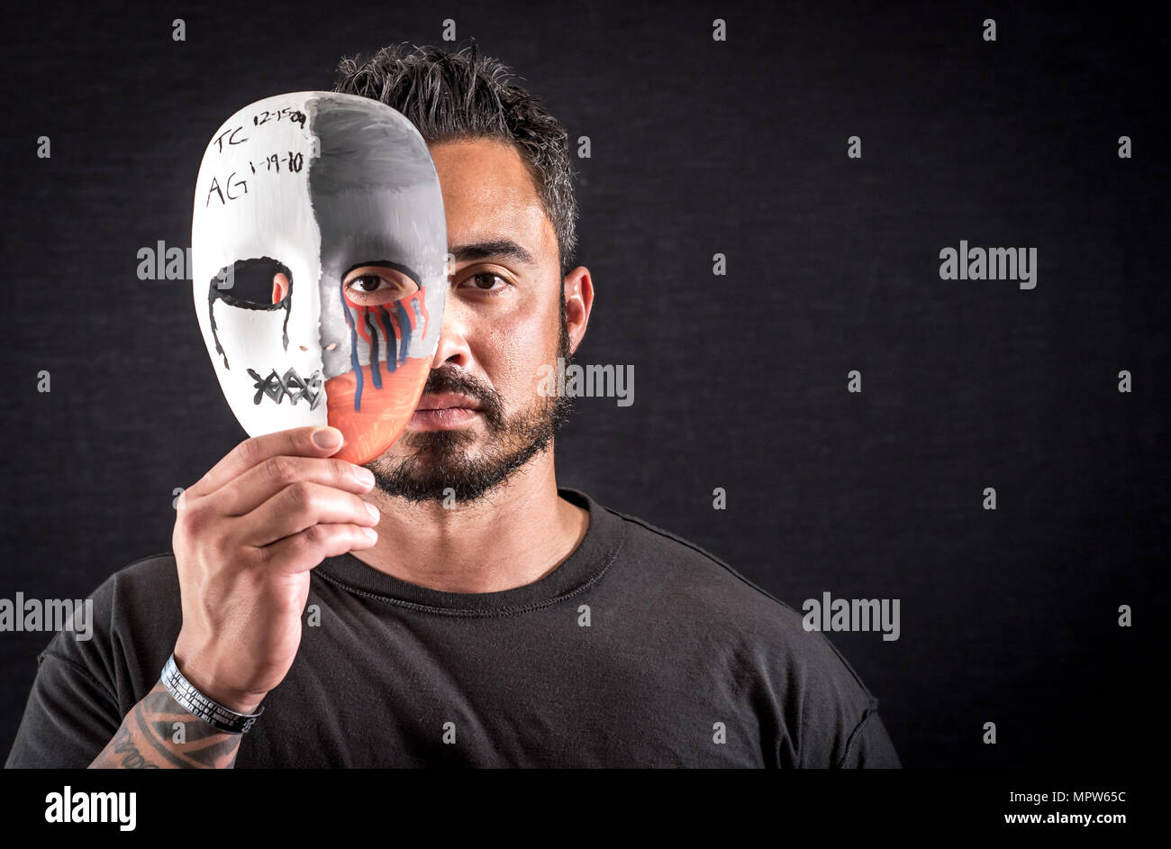 Retired Tech. Sgt. Chris Ferrell, a former Explosive Ordnance Disposal ...