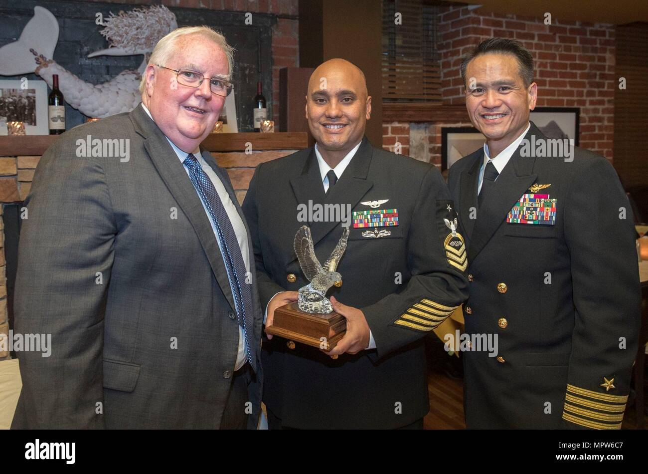 Class of 1988 awards hi-res stock photography and images - Alamy