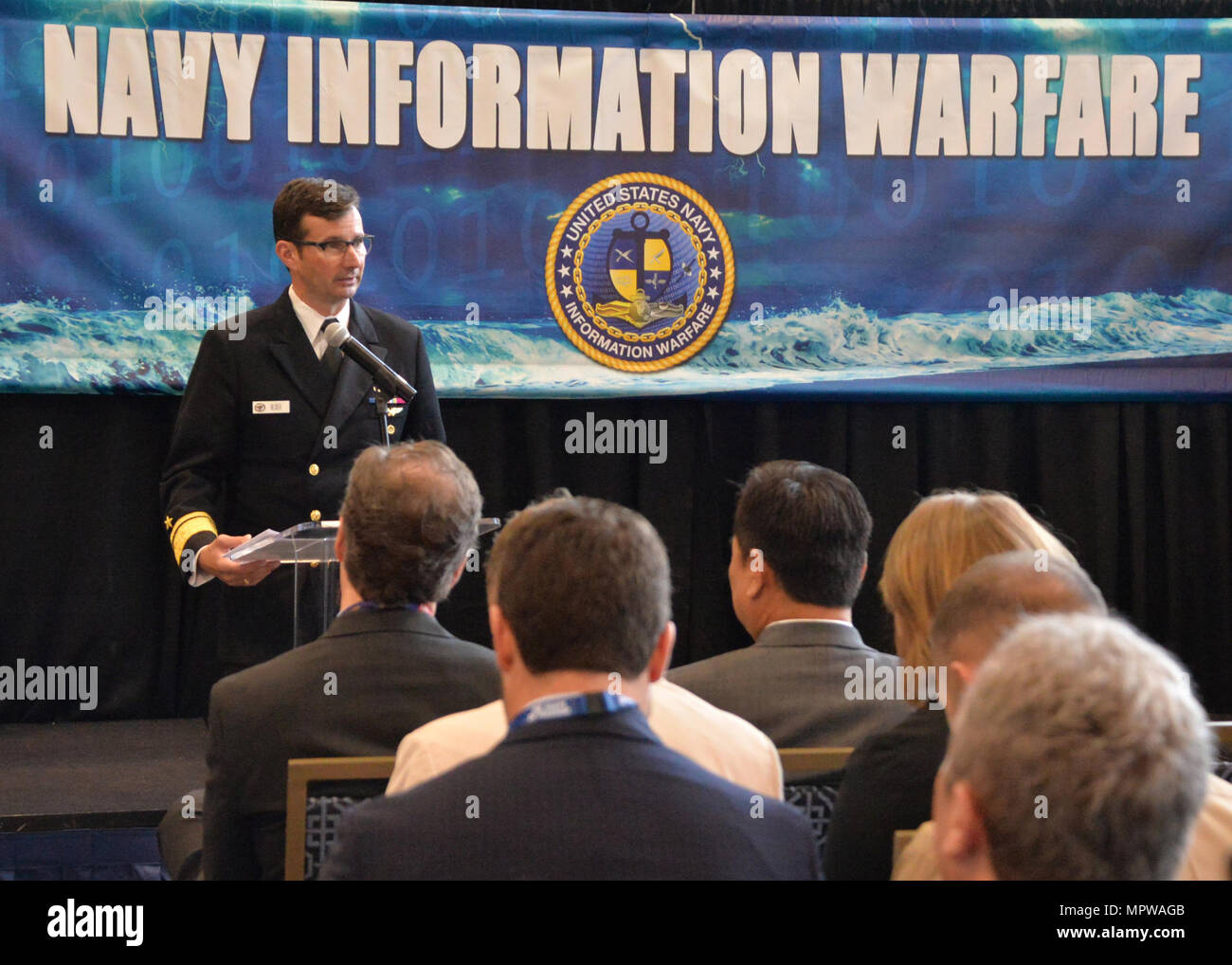 Opnav n2n6 hi-res stock photography and images - Alamy