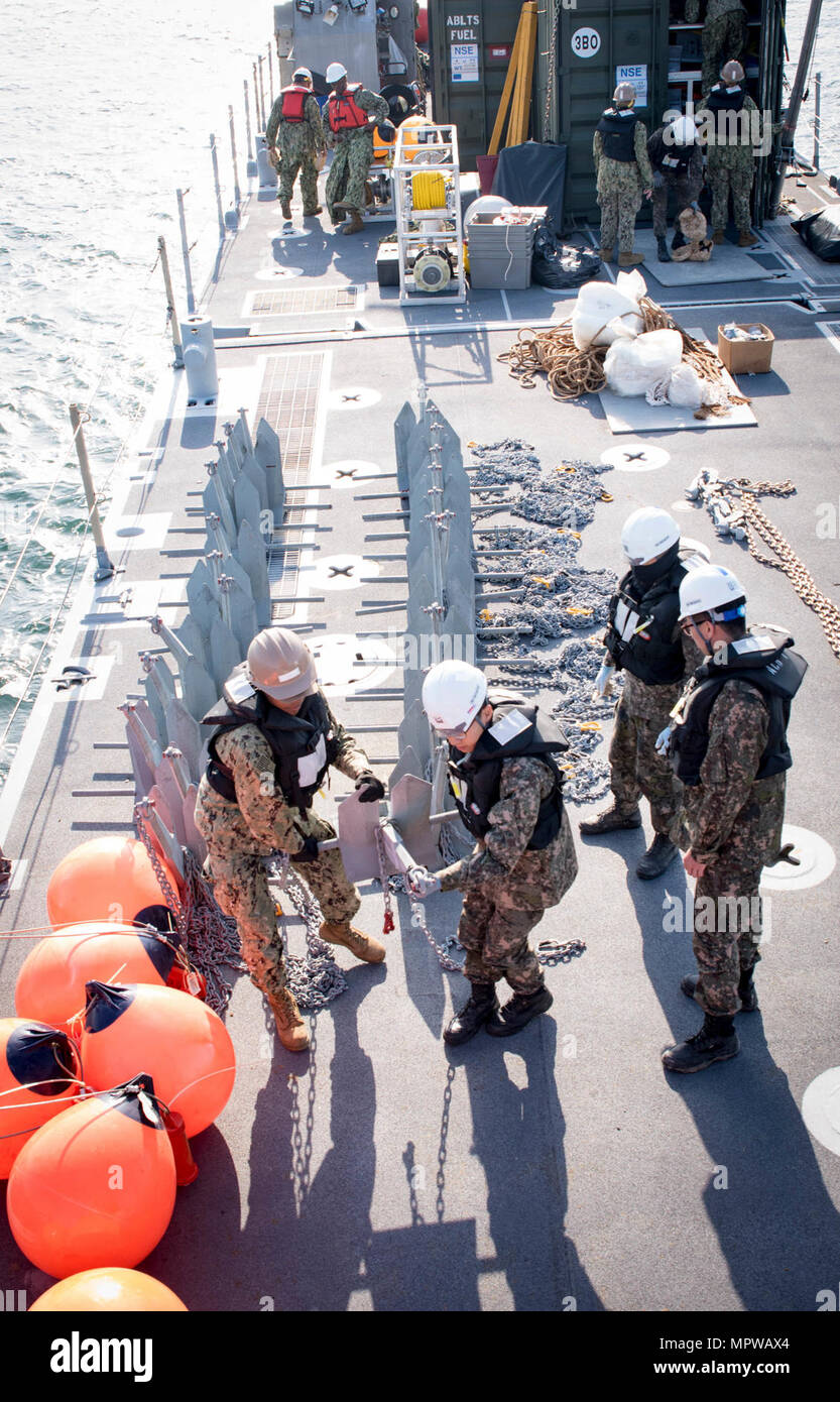 POHANG, Republic of Korea (April 11, 2017) – Sailors from Amphibious ...