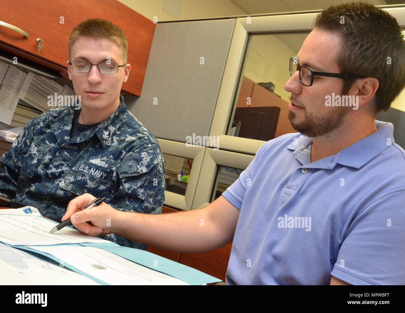 JACKSONVILLE, Fla. (April 18, 2017) – Branden Jackson (right), lead ...
