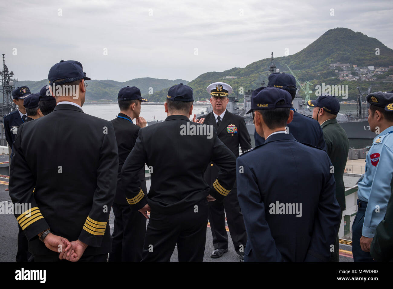 170420-N-WF272-630 SASEBO, Japan (April 20, 2017) Capt. Ed Thompson ...