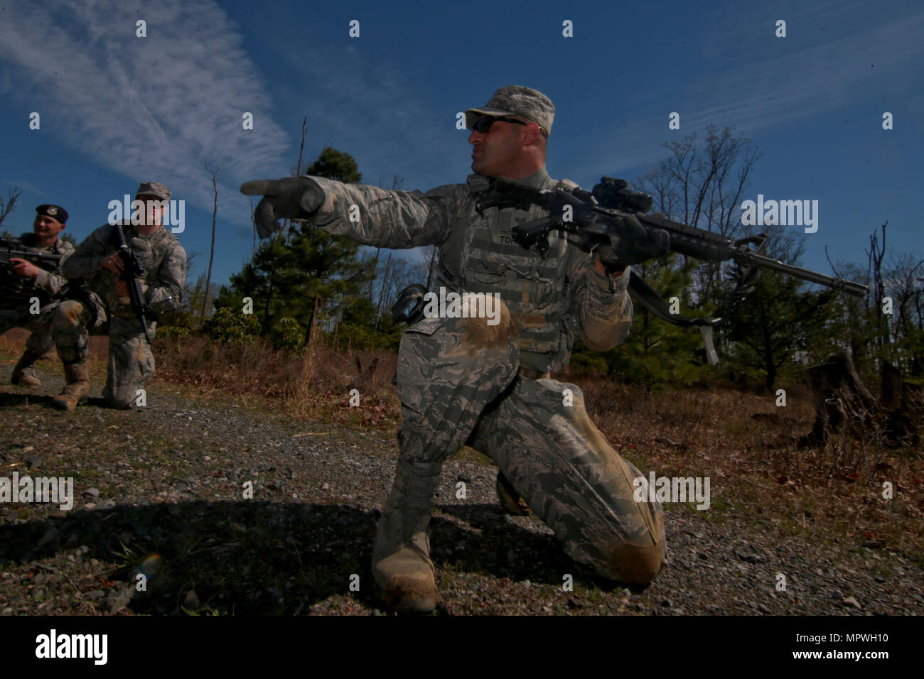 U.S. Air Force Airmen from the New Jersey Air National Guard's 108th ...