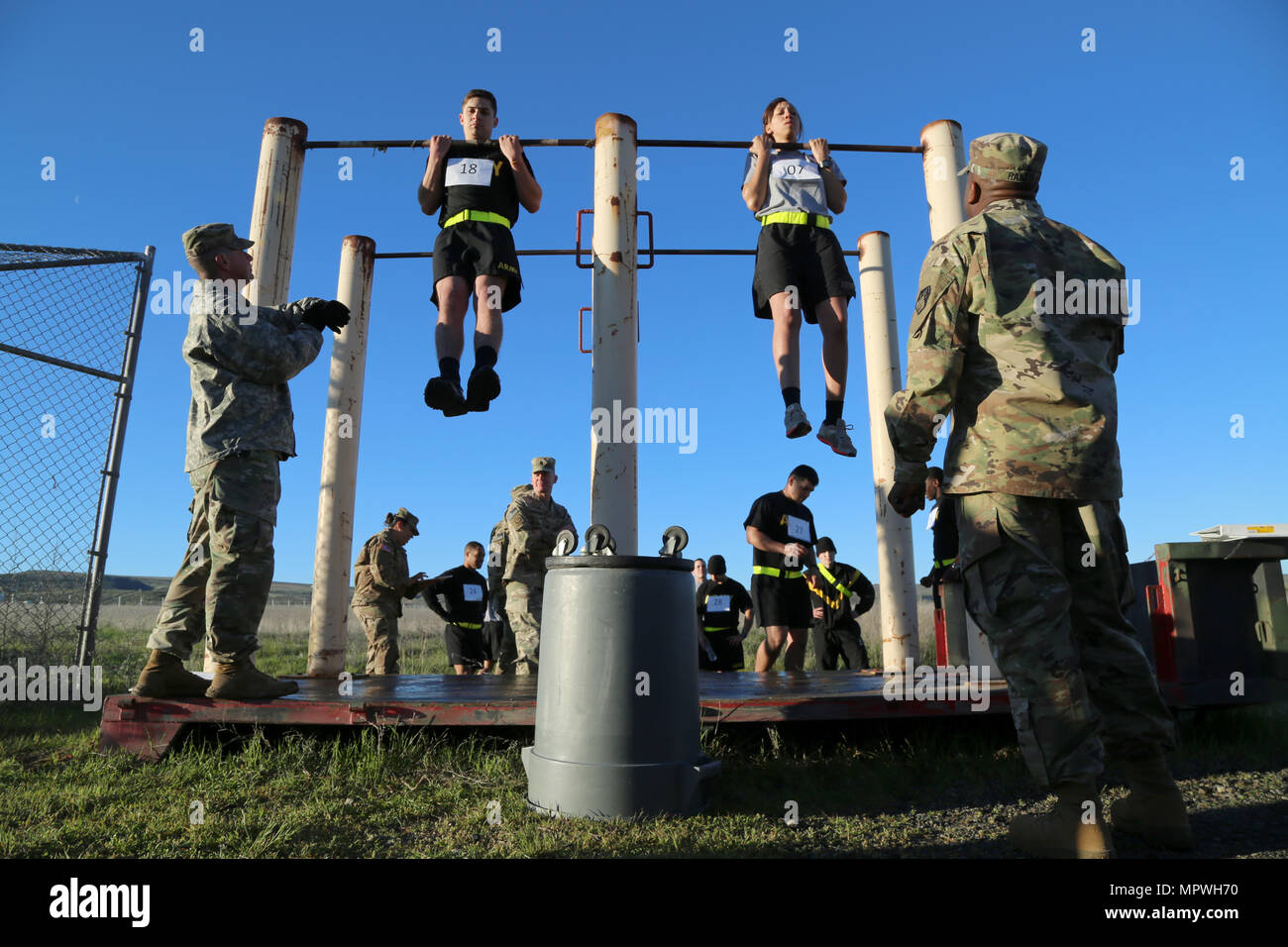 U.S. Army 1st Lt. Juston Perez (left), 754th Ordnance Company (EOD ...