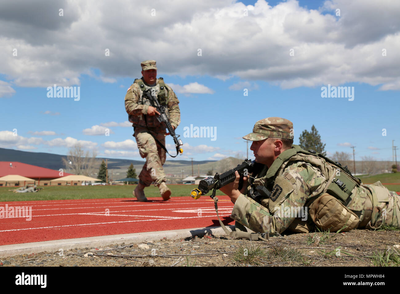 U.S. Army 1st Lt. Gabe Albertson, 722nd Ordnance Company (EOD), 192nd ...