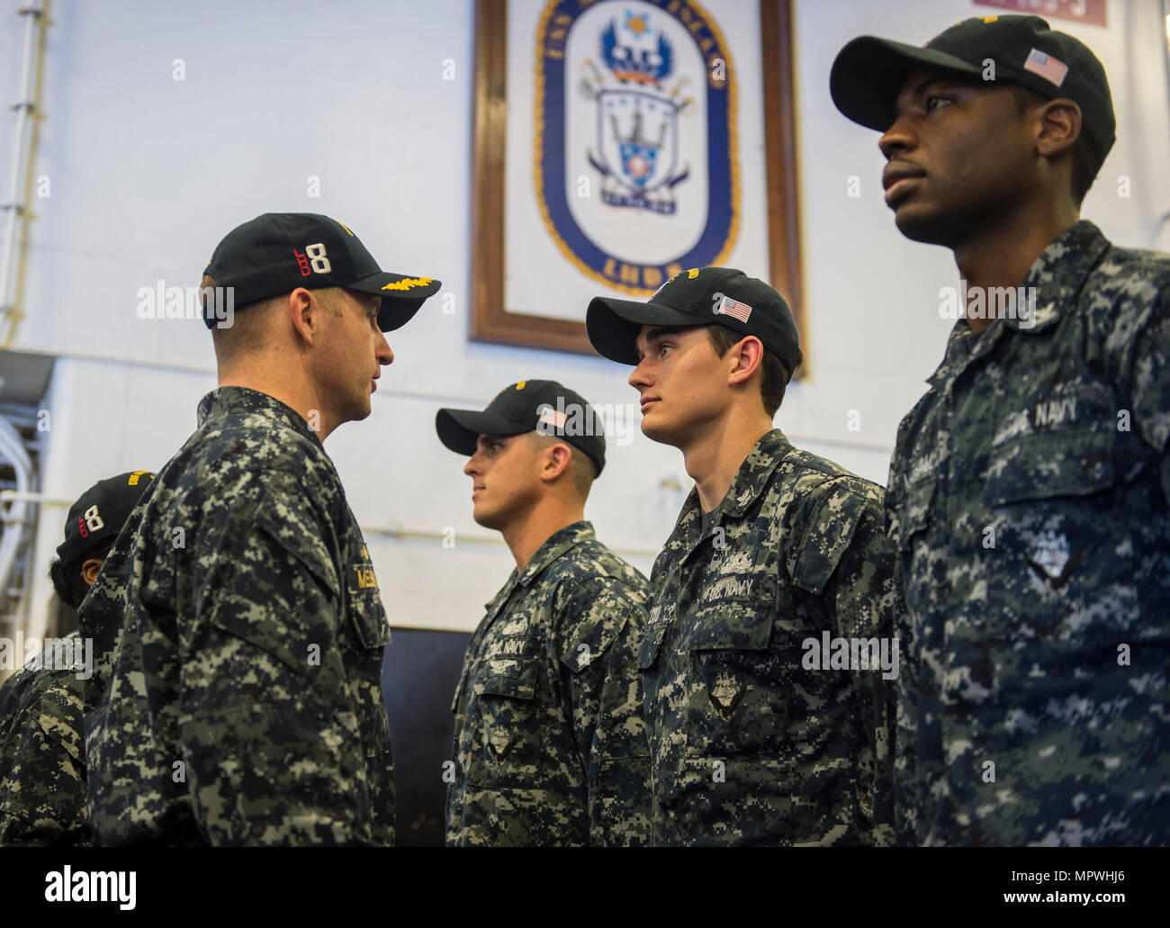 PACIFIC OCEAN (April 21, 2017) USS Makin Island Commanding Officer Capt ...