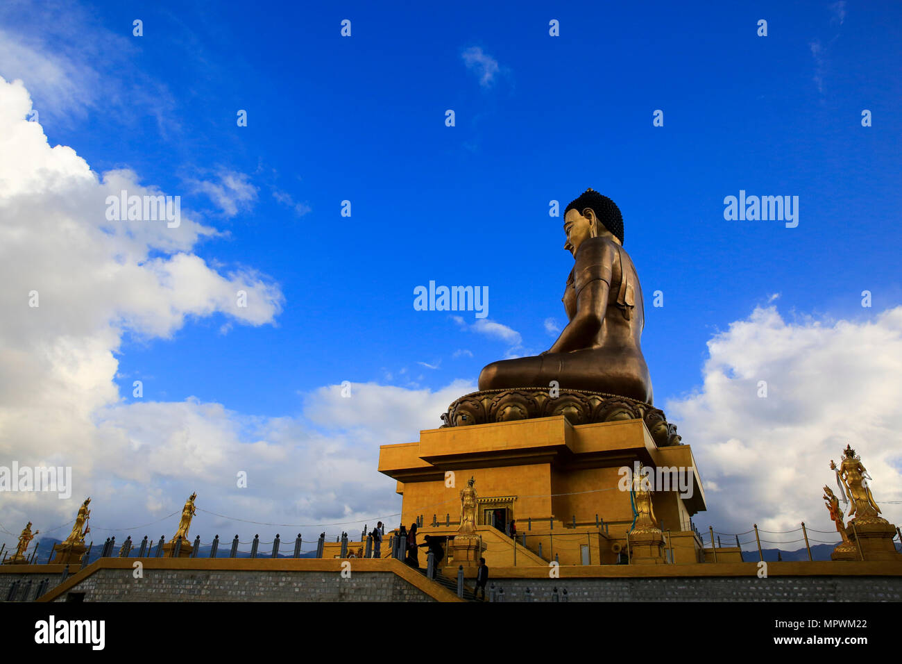 Bhutanese monarchy hi-res stock photography and images - Alamy