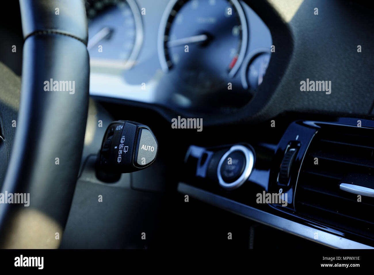 car, interior, security, open, travel, passengers, empty, luggage ...