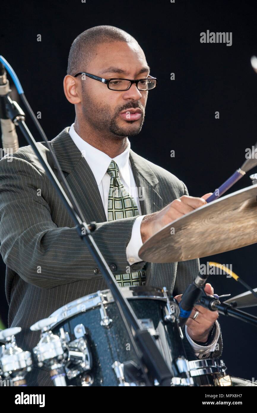 Jason marsalis hi-res stock photography and images - Alamy