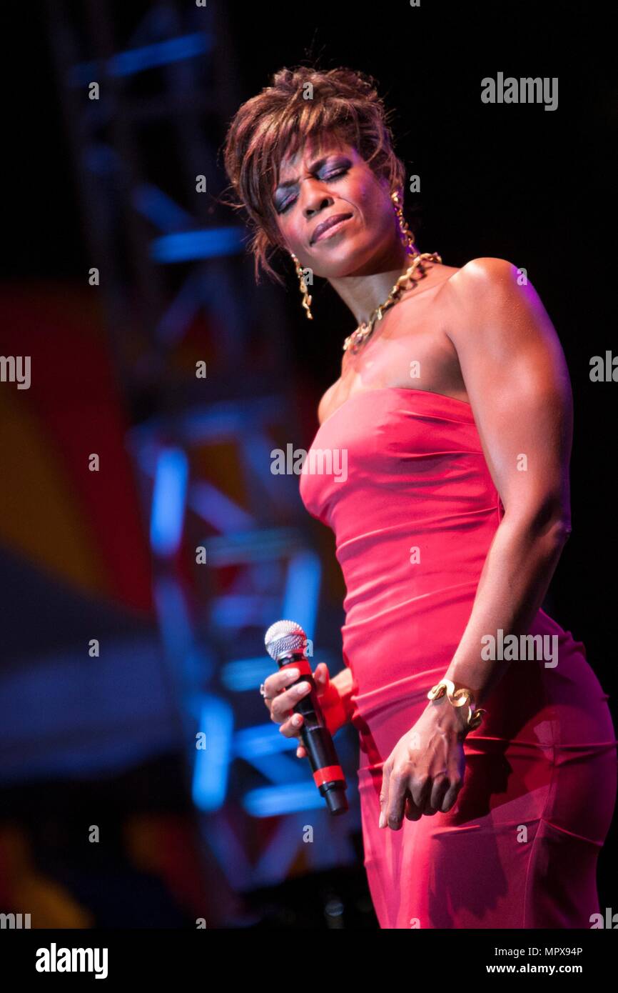Nicole henry hi-res stock photography and images - Alamy