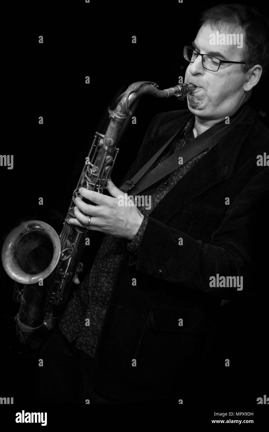 John travis hi-res stock photography and images - Alamy