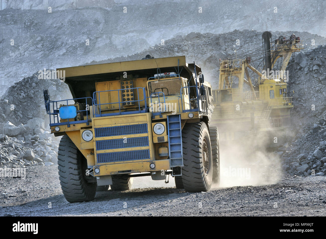 Loading iron ore on big hi-res stock photography and images - Alamy