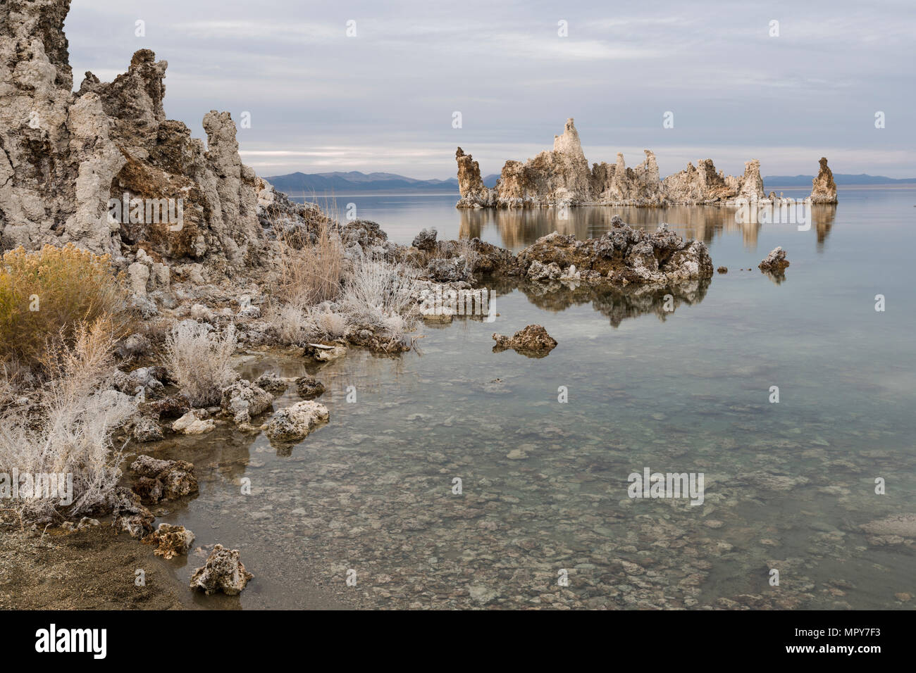 Mono lake view hi-res stock photography and images - Alamy