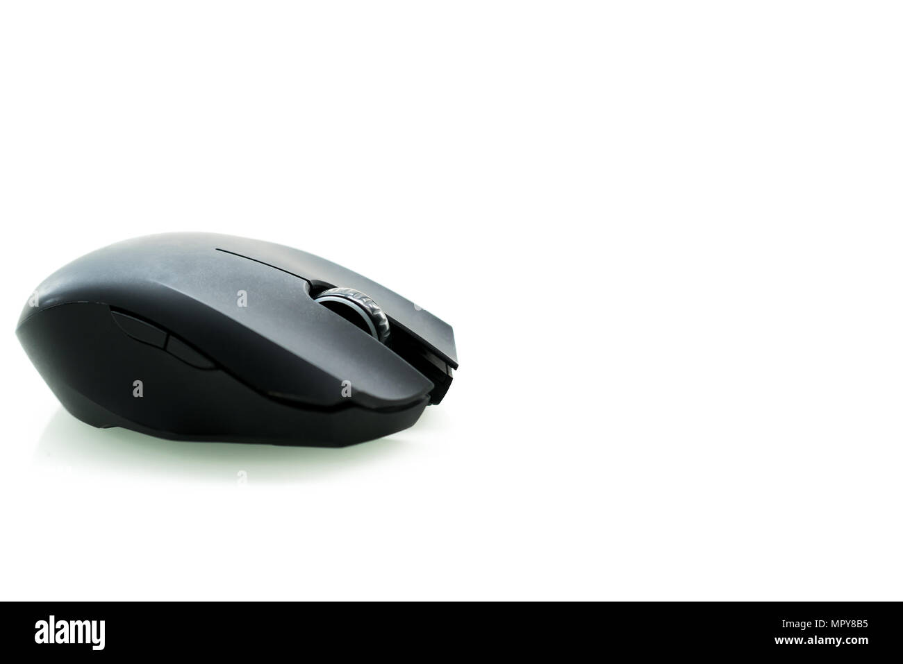 Wireless black computer mouse isolated on white background, sideview ...