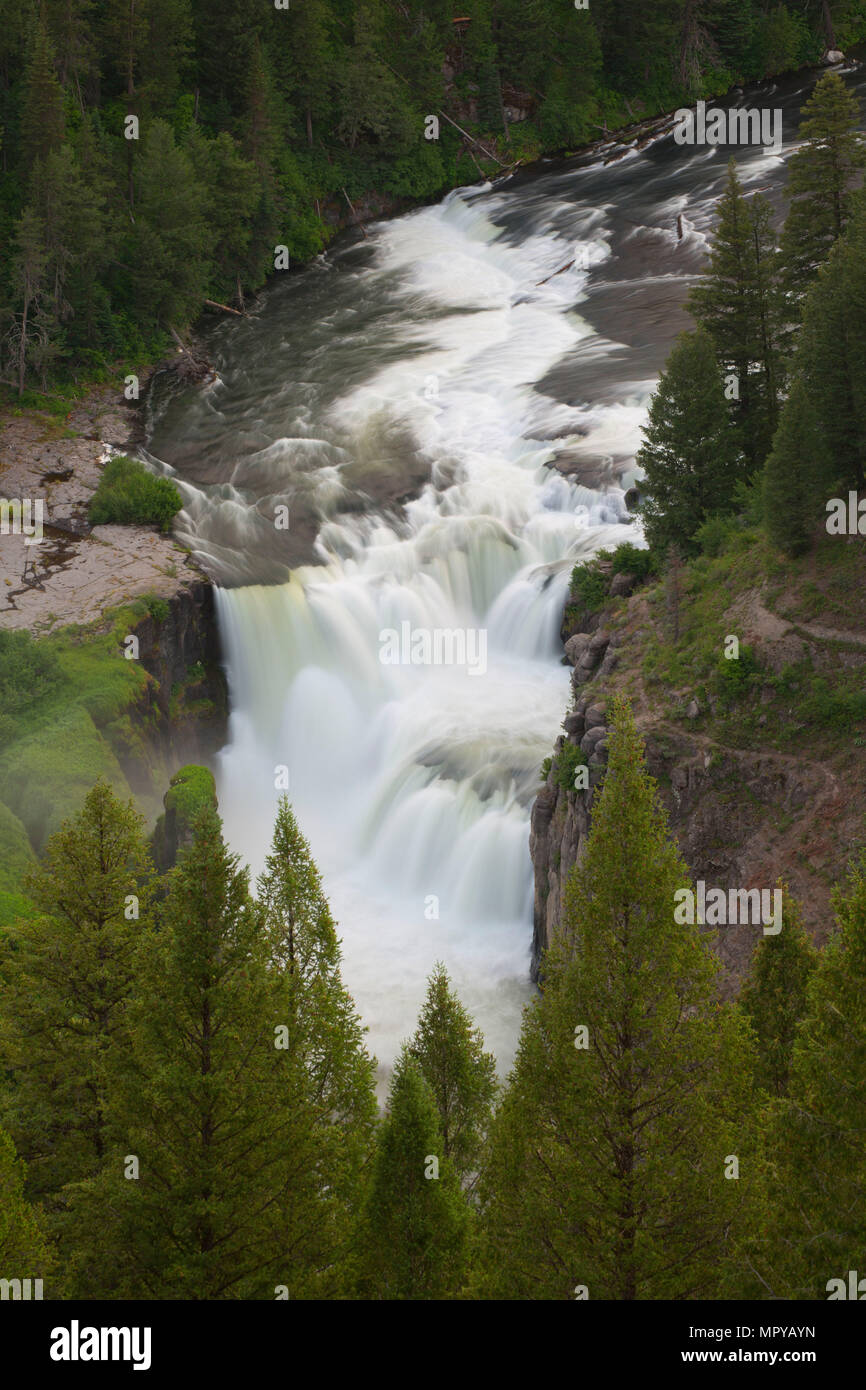 Lower Mesa Falls, Mesa Falls Scenic Byway, Targhee National Forest ...