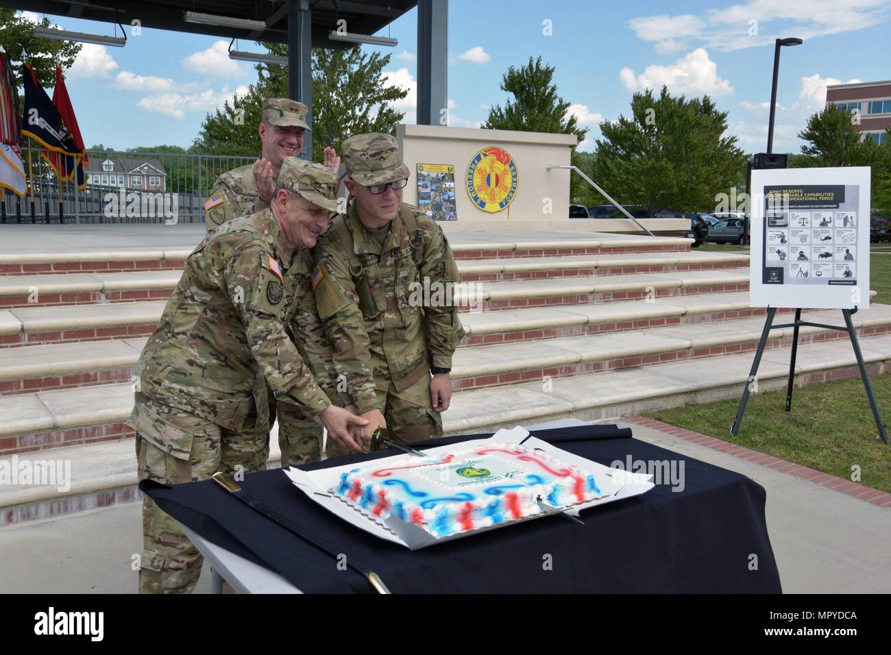 Maj Gen Paul M Benenati High Resolution Stock Photography and Images ...