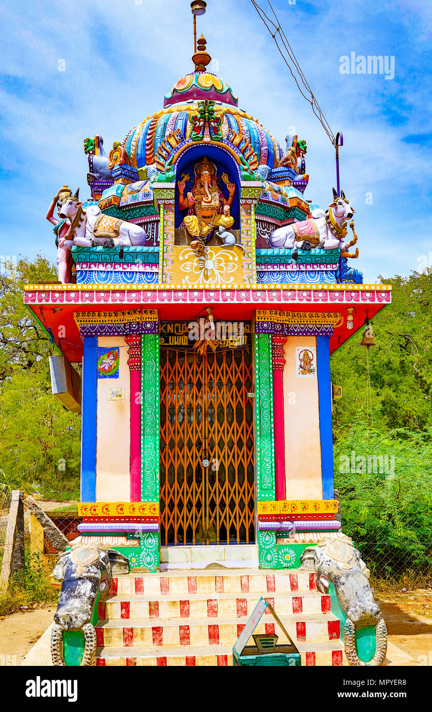 Small Hindu temple in Indian small village Stock Photo - Alamy