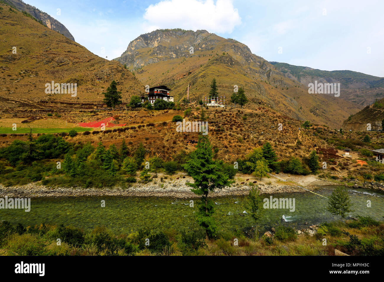 Paro mountain hi-res stock photography and images - Alamy