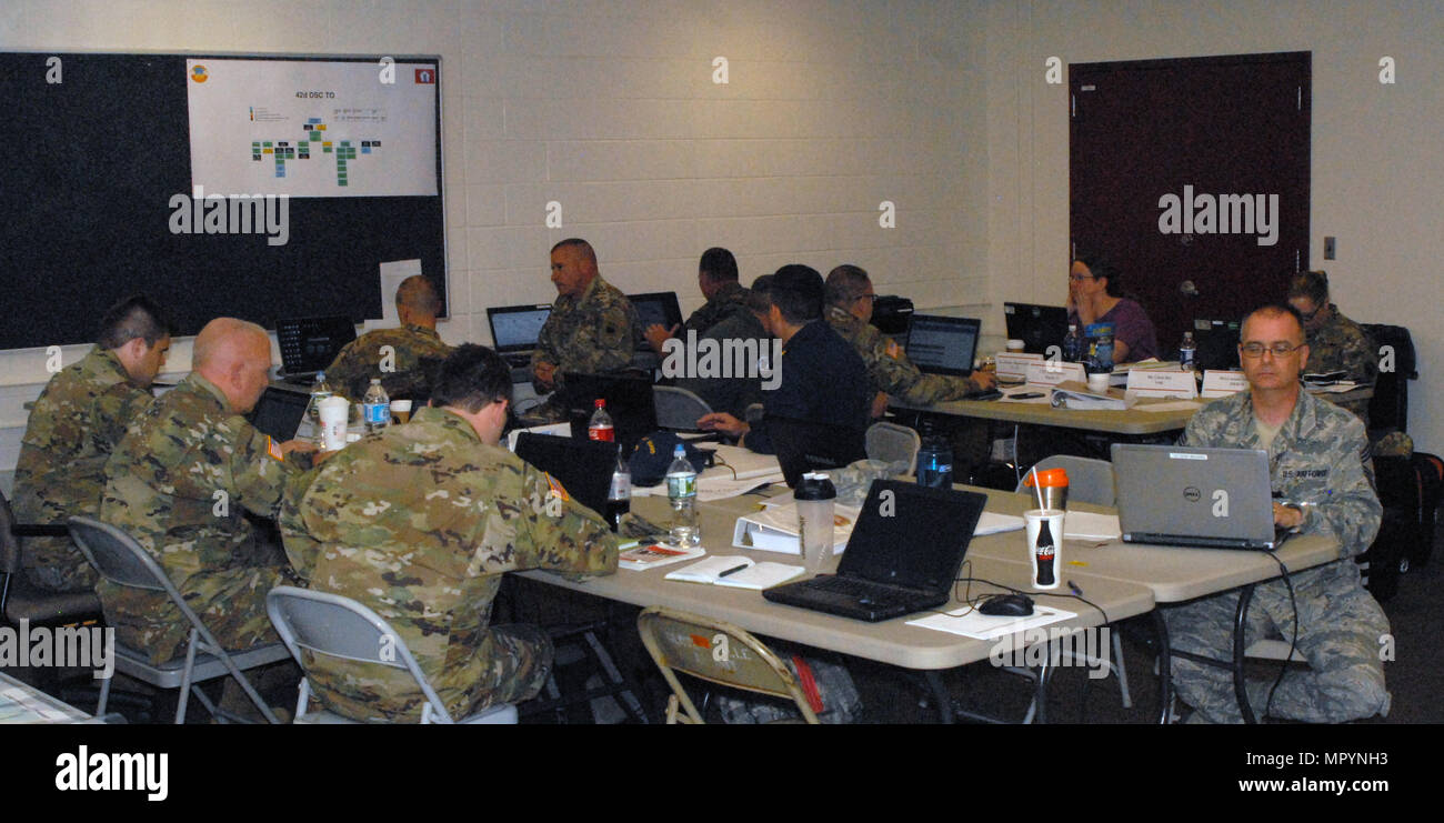 New York National Guard Soldiers and Airmen conduct command and control ...